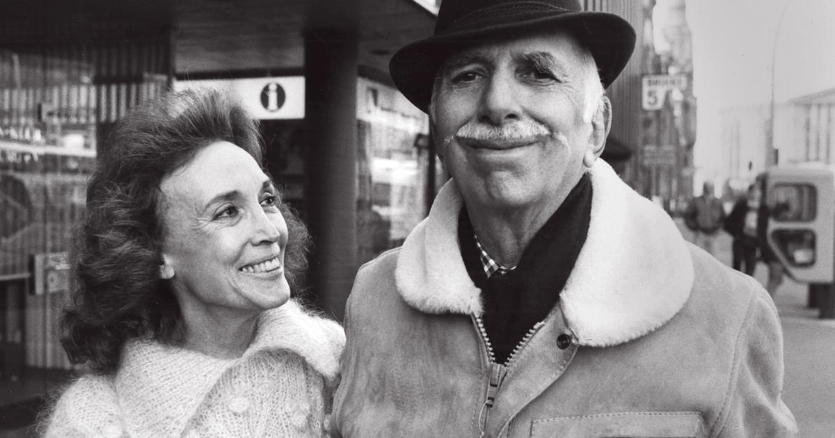 Legendary “Cosmo” Editor Funds Media Institute | Columbia Magazine