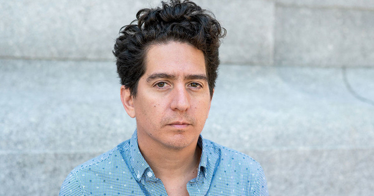 Daniel Alarcón Tells Stories Without Borders | Columbia Magazine